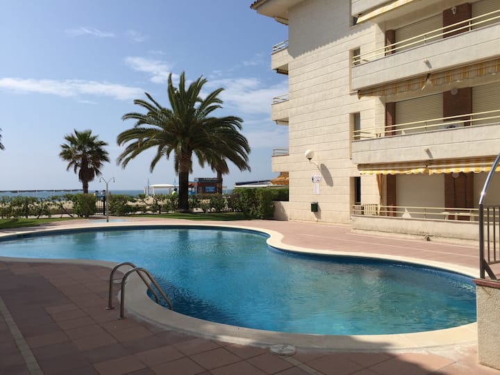 Ground Floor Apartment For 7 People - Reus