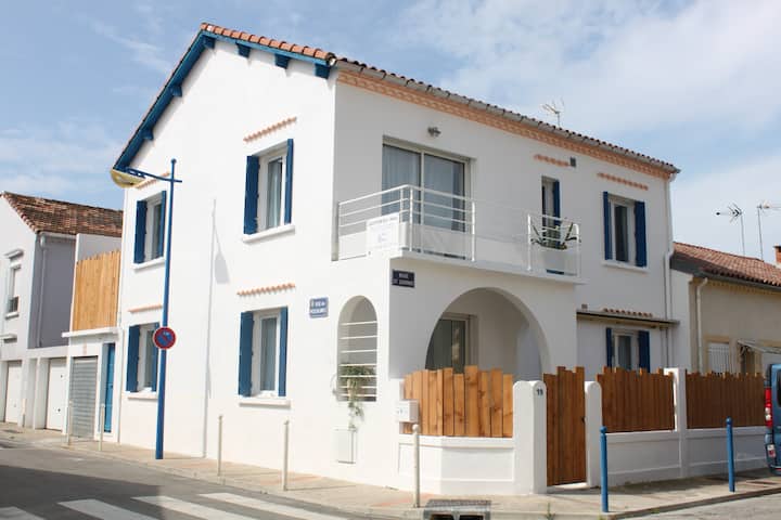 Villa De 170 M² à 150 M De La Plage - Aigues-Mortes