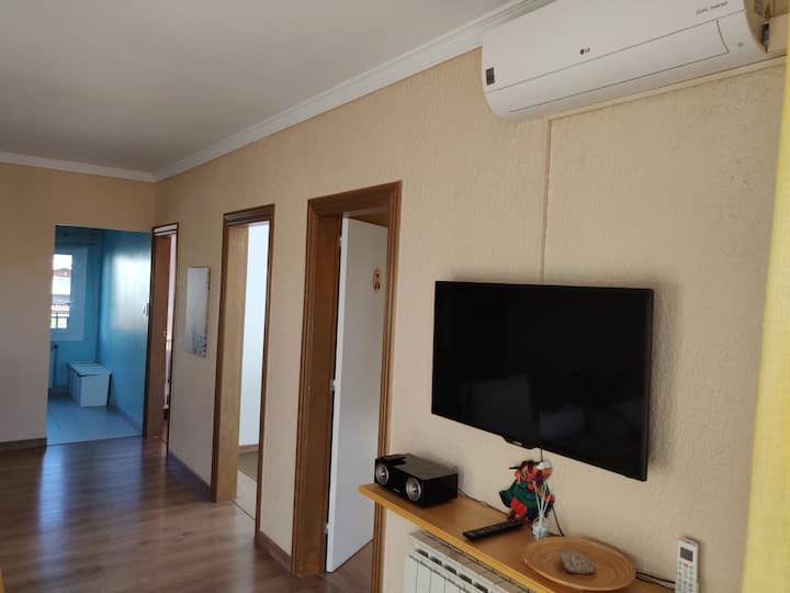 Buena Conexión Con Bcn, Zona Familiar Y Tranquila - Rubí
