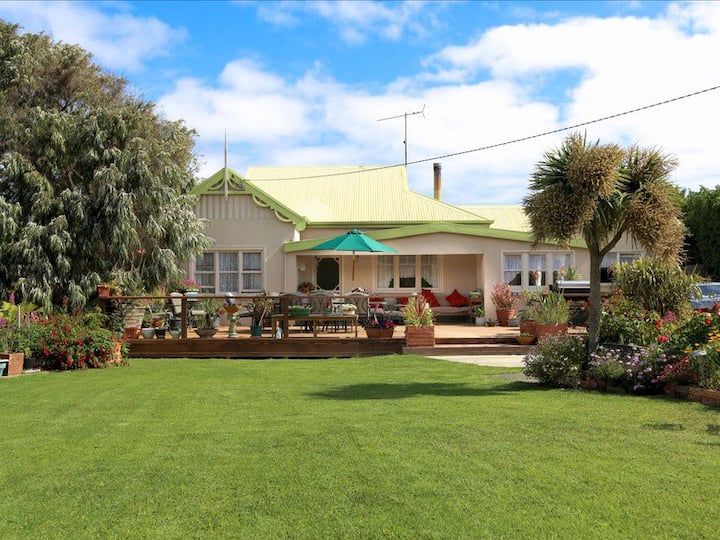 Green Ponds Guest House "Harbour" Double Room - King Island