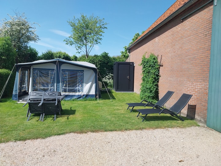 Mooi Gerenoveerde Caravan, Vrijstaand Op Boerderij - Aagtekerke
