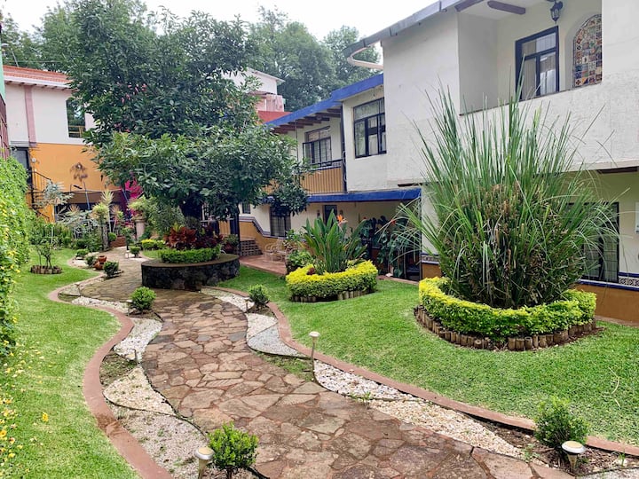 Departamento Con Dos Camas - Uruapan