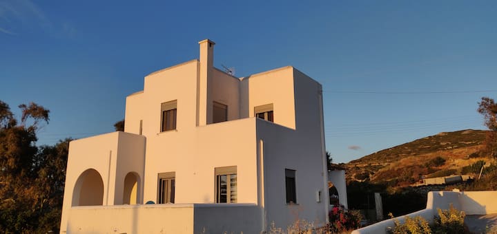 Κυκλαδιτικη Μεζονετα, 9 λεπτα απο την Χωρα, με θεα - Naxos