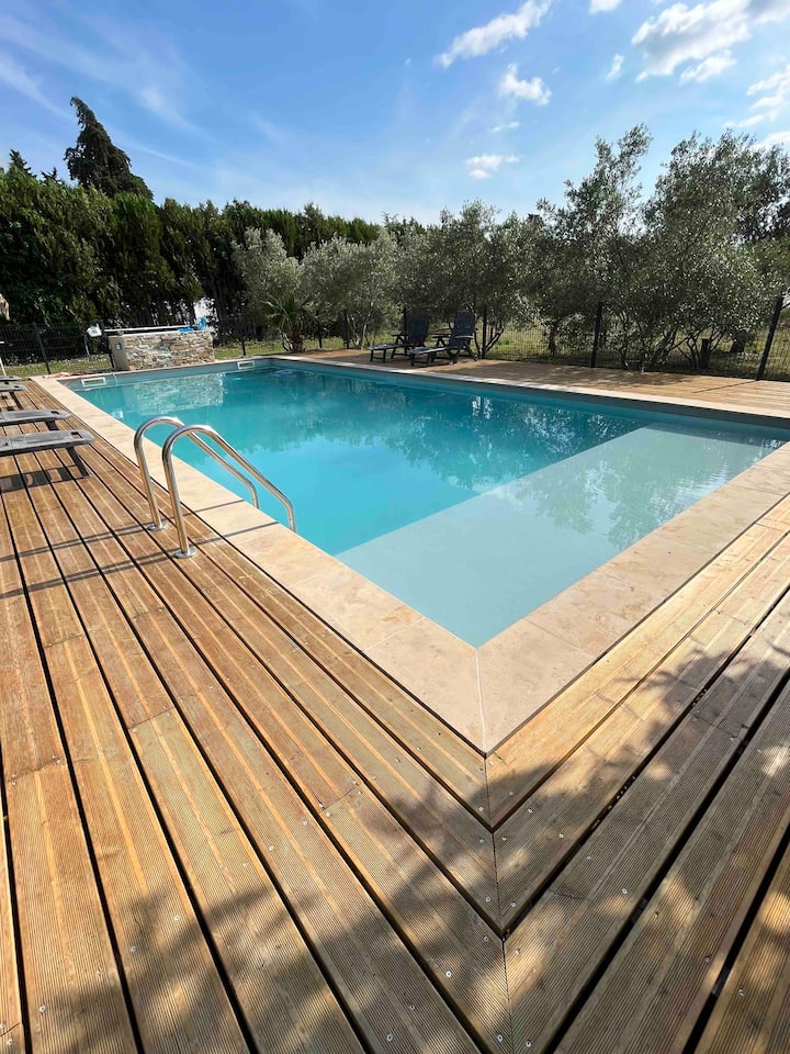 Gîte Familial Avec Piscine. - Pernes-les-Fontaines
