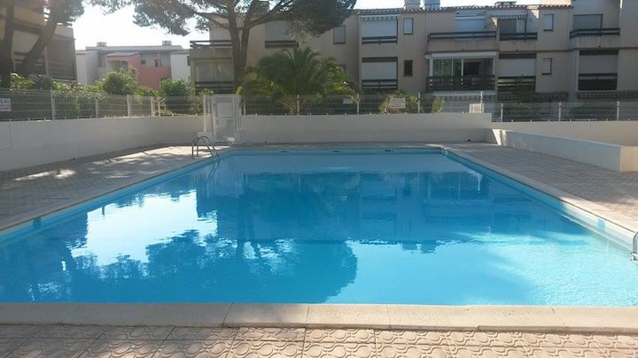 Appartement Bord De Mer Avec Piscine Et Terrasse - Agde