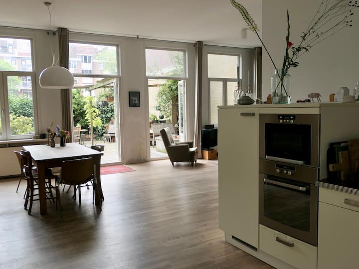 Beautiful Ground Floor Apartment With Garden. - Amsterdam