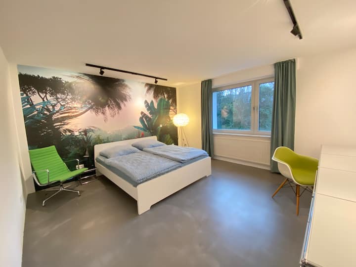 Moderne Wohnung Nähe Phantasialand
Self Check In - Brühl