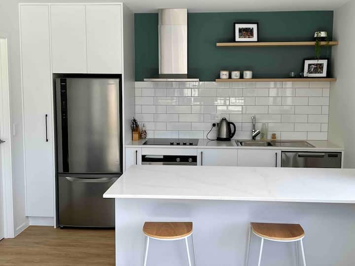 Spacious 1 Bedroom Unit Close To The Mountains - Arrowtown