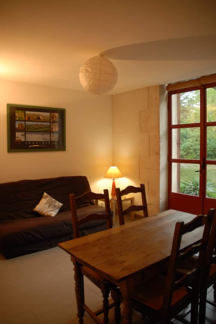 Le Jardin D'avignon, Logement De 35m2 Dans Un Parc - 亞維農