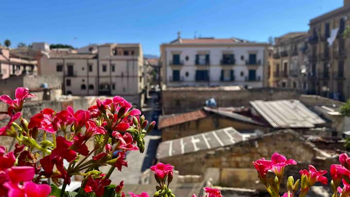 "Shallah Apartment" Nel Cuore Del Centro Storico. - Italy