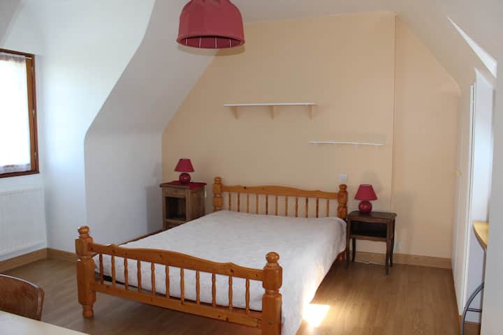 Chambre Privée Maison Partagée Entre Voyageurs - Plouharnel