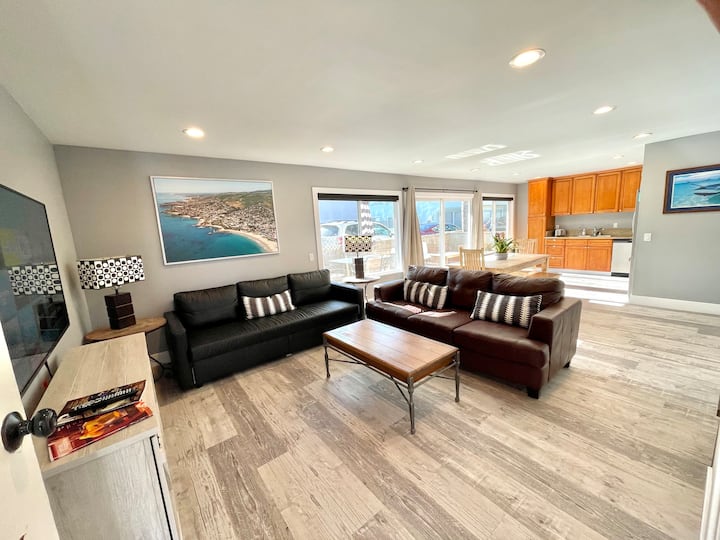 4sec Walk To Beach 3 Bed 2 B. 3 Parking Spots - Newport Beach, CA