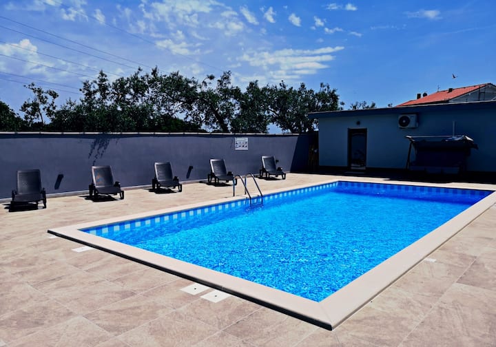 Villa Stellina 20+persons - Pula