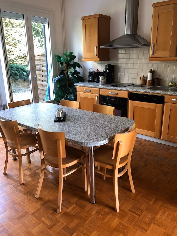 Appartement Dans Propriété Sécurisée - Châtillon-sur-Seine