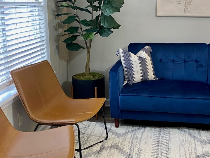 Cozy Blue Condo Minutes From Rafb - Warner Robins, GA