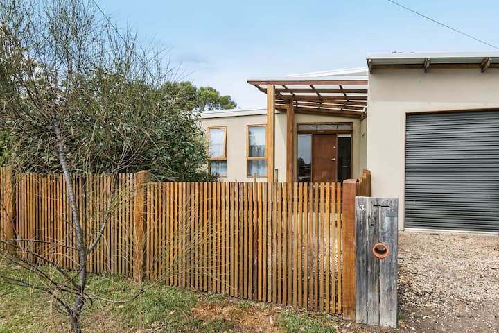 Family Home By The Beach - Torquay