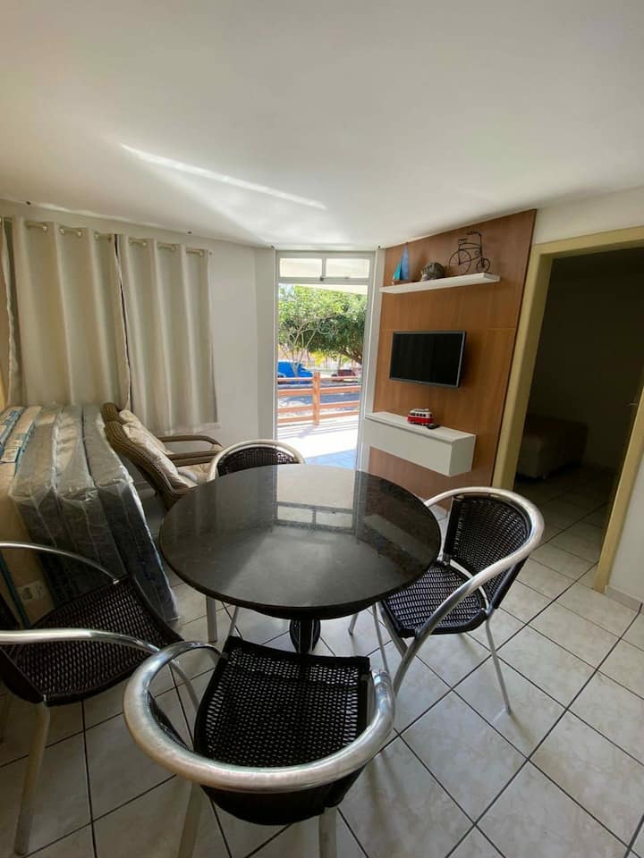 Quarto E Sala + Piscina + Vaga + 600mts Praia - Guarapari