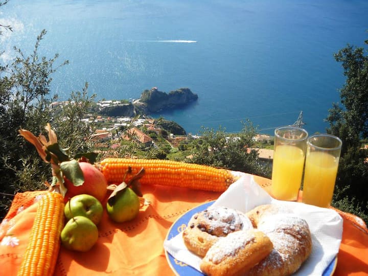 Romantic Rooms-miramare Seaview Bed&breakfast - Amalfi