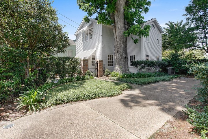 Uptown Apartment Near Tulane And Loyola. - New Orleans, LA
