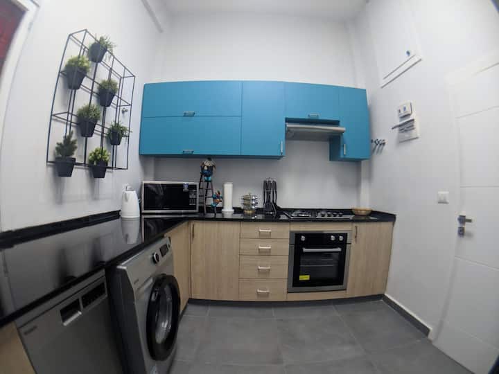 Centrally, Renovated Aptmt, 24h/7 Electricity, - Beirut