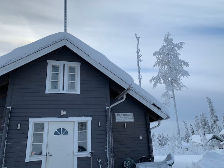 Hirsimökki Lasketelukeskuksessa Riihivuori - Muurame