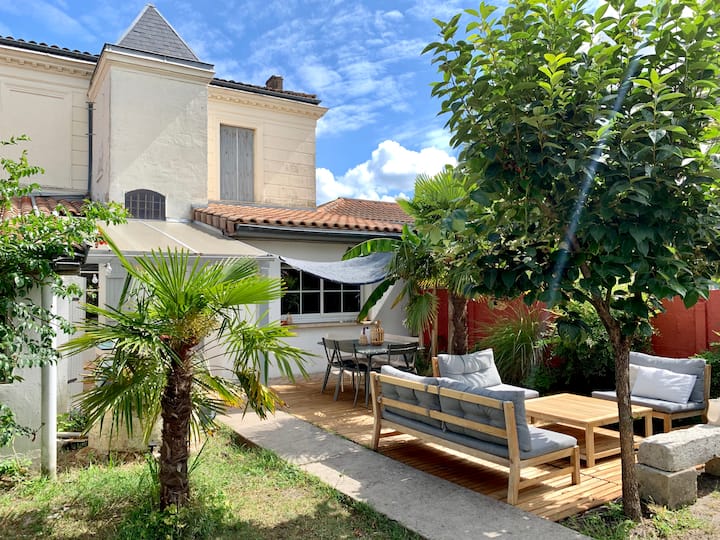 Maison,jardin Spa,tramway, Parkings,porte Bordeaux - ボルドー
