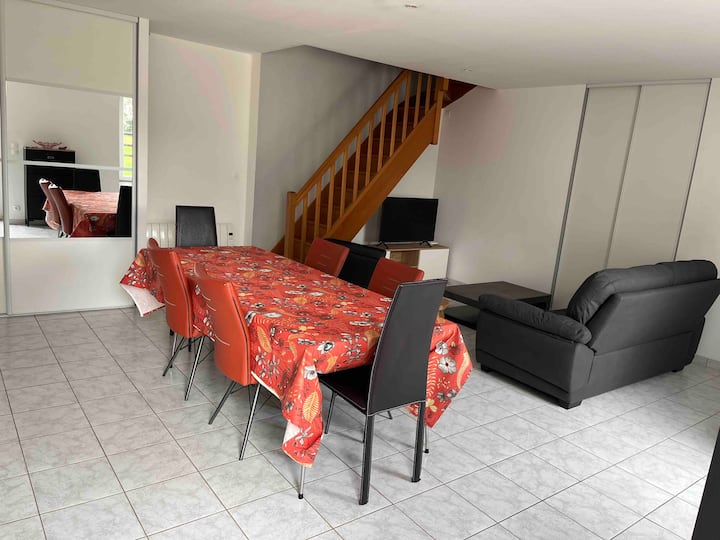 Gîte à La Campagne - 8 Personnes - Laval