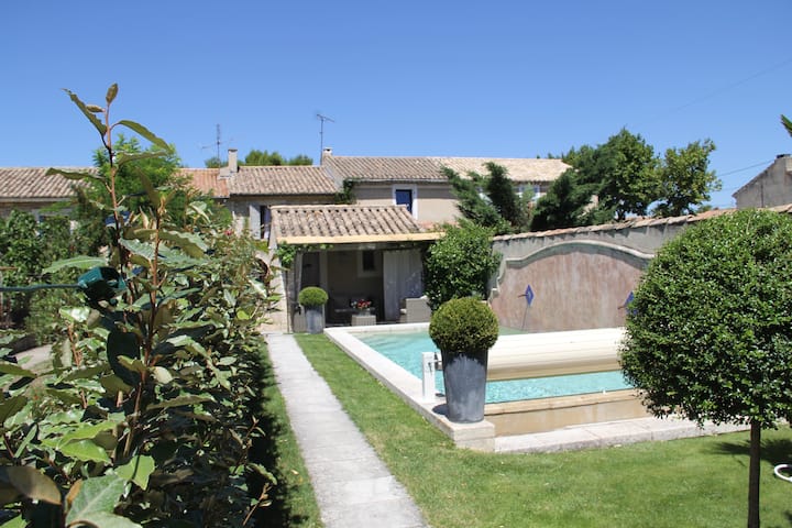 Joli Mazet Avec Piscine - Saint-Rémy-de-Provence
