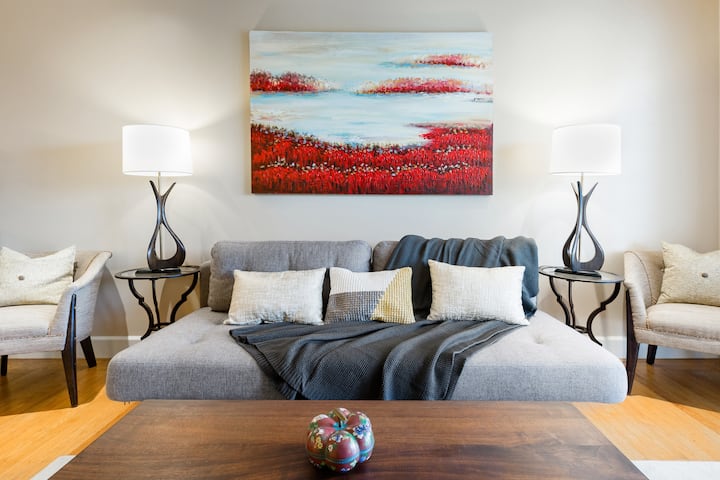 Elegant Retreat In Lone Mountain With Breathtaking Views - San Francisco, CA