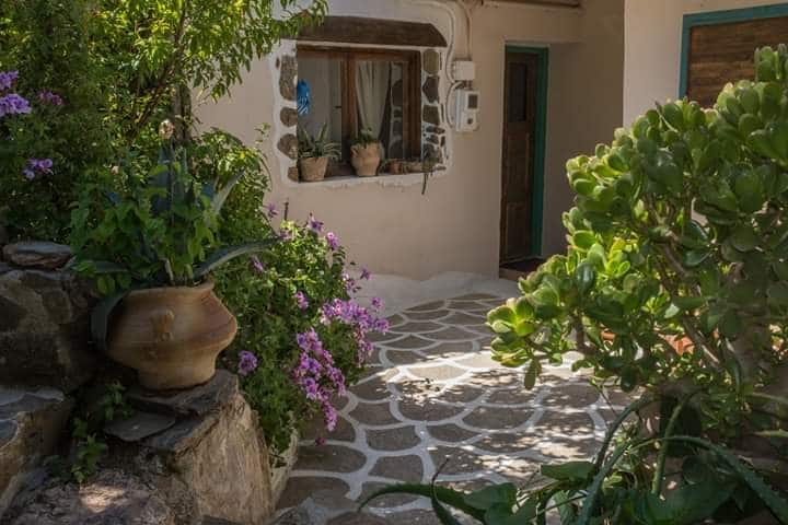 Traditional Stone House Comfortable With View. - Sougia