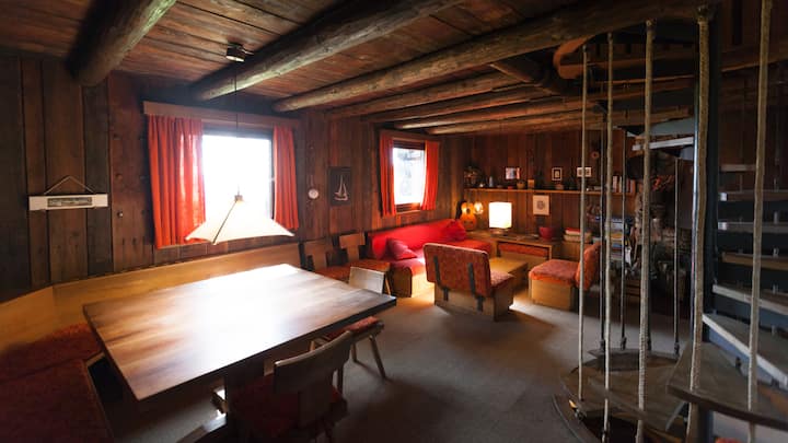 Chalet Amidst The Dolomites_cin_it021058b4d35ytiay - Moena