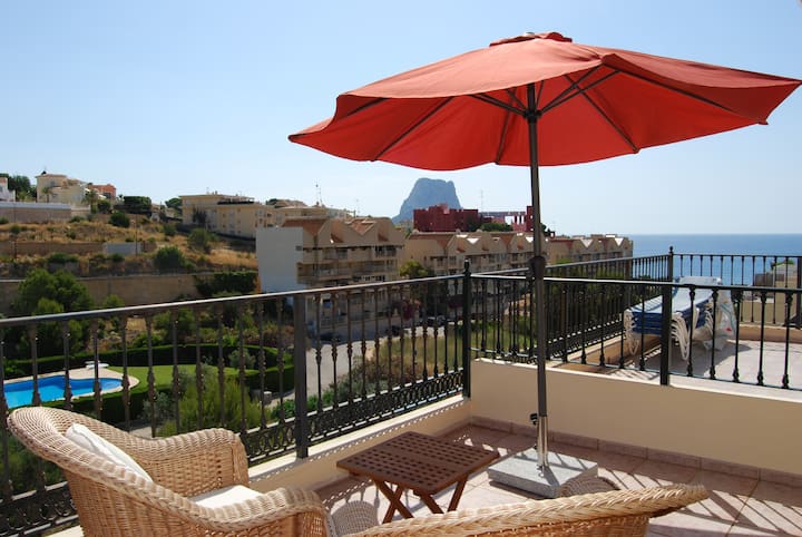 Penthouse W/ Terrace, Views & Pool In Calpe - Calpe