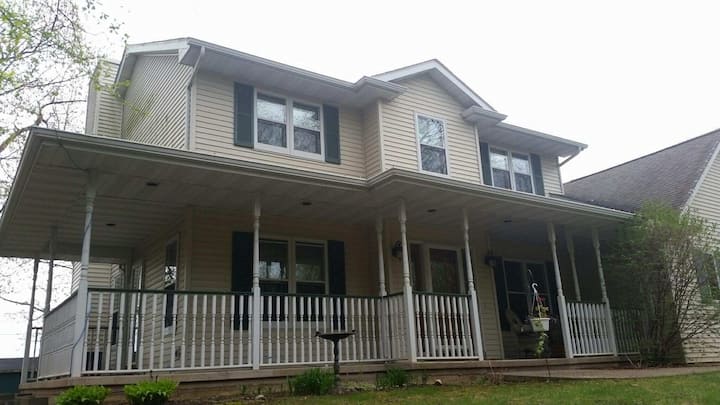 Eaa Oshkosh Home - Oshkosh, WI