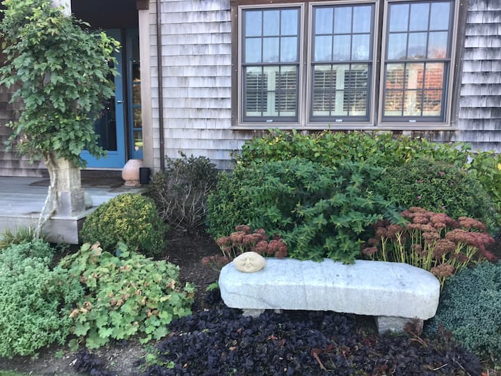 Beautiful Home In Great Location - Nantucket, MA