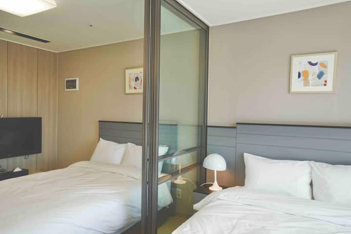 {속초블루테라} 연박특가세일 펄비치#4 속초해변 5분 - Sokcho-si