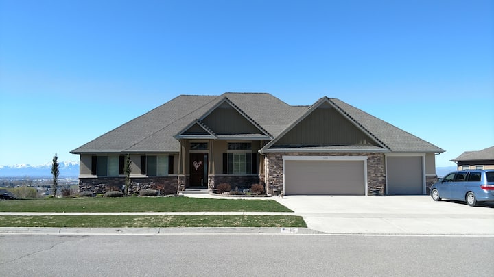 Usu Small Sat Conference Home Rental. - Logan, UT