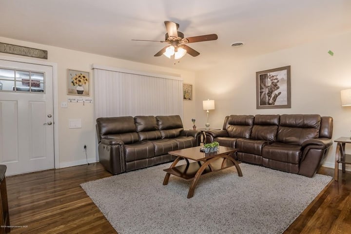 4 Bedroom In Beautiful Neighborhood - Amarillo, TX