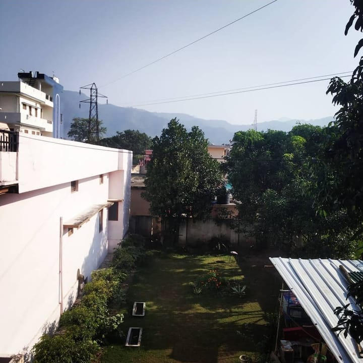 Twin Room With Mountain View - Haldwani