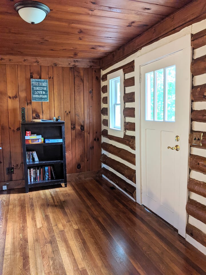 Hendo Hideaway - Saluda, NC