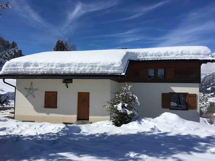 Familienferien Mit Bis Zu 15 Personen In Obersaxen - Canton des Grisons