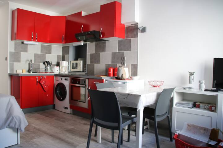 Studio Cancun : Grand Confort, Calme Et Bien Situé - Volvic