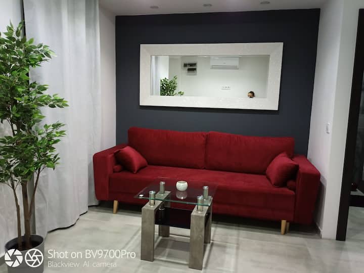 Modern Place In A Busy Touristic Street With 2 Bd - Budapest