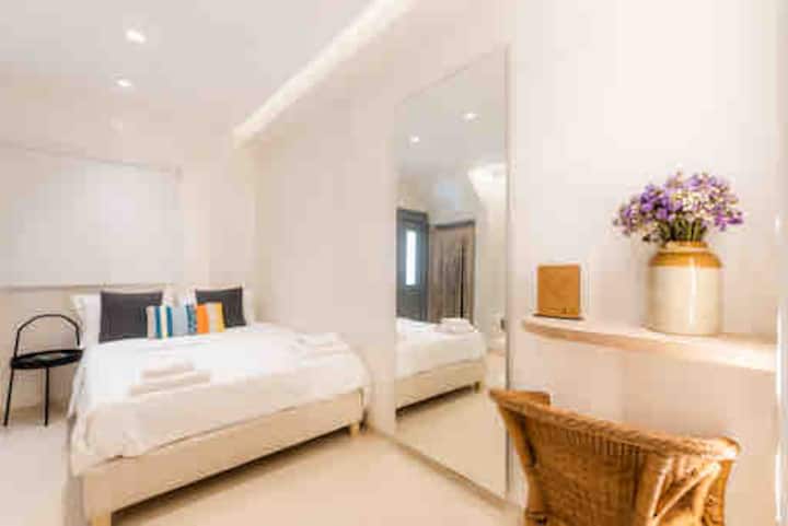 Central Double Room 05 Anastasia’s Visage Mykonos - Mykonos
