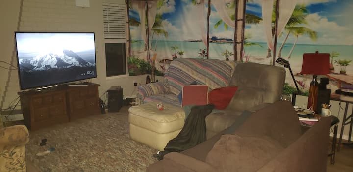 Long Term Rental Furnished House. Fenced Yard. - Wilsonville, OR