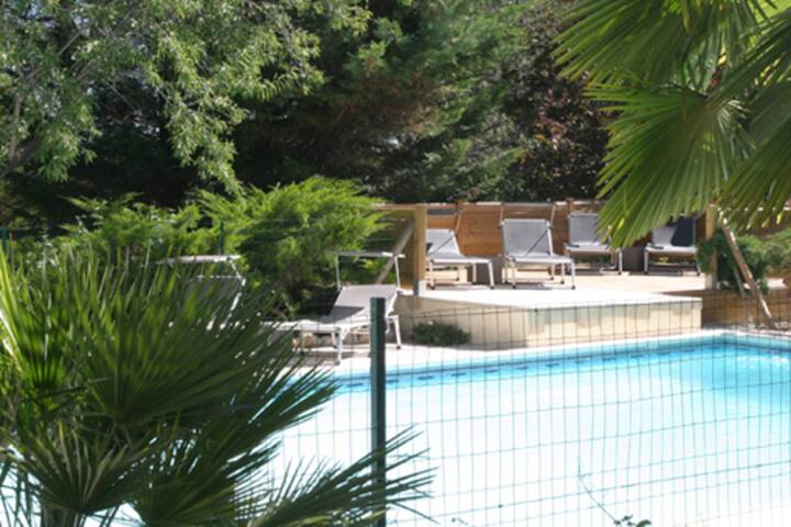 Le Laou Pagnol Parc Arboré Avec Piscine - Mimet