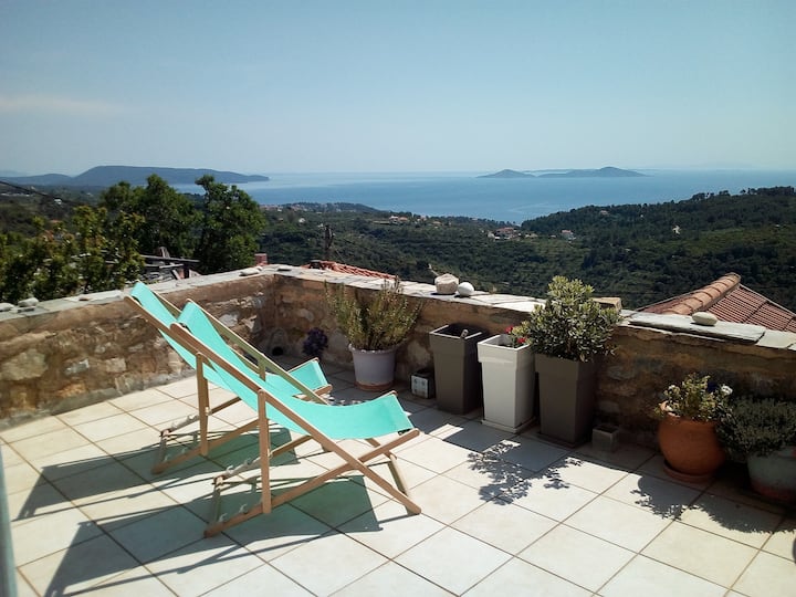 Un Balcon Sur La Mer Egée - Alónnisos