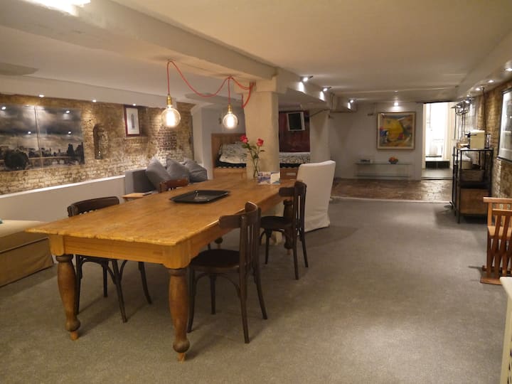 Unique Historic Basement At The Herengracht - Amsterdam