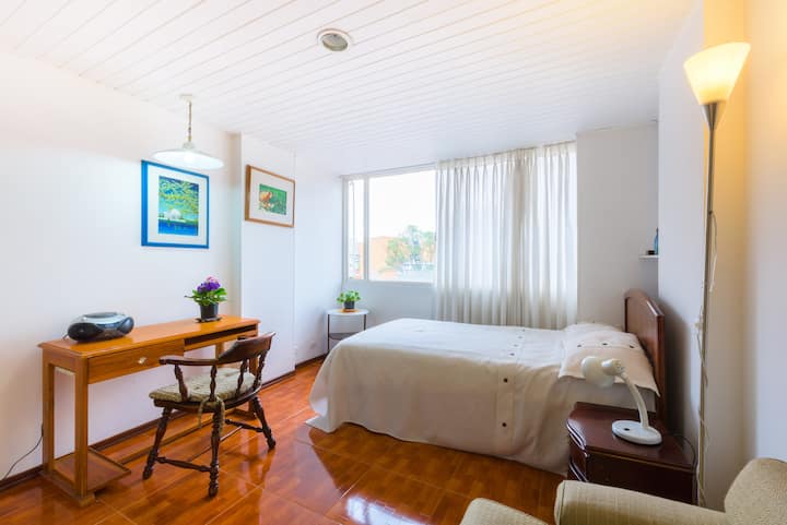 Great Apartment In A Great Location - Bogotá