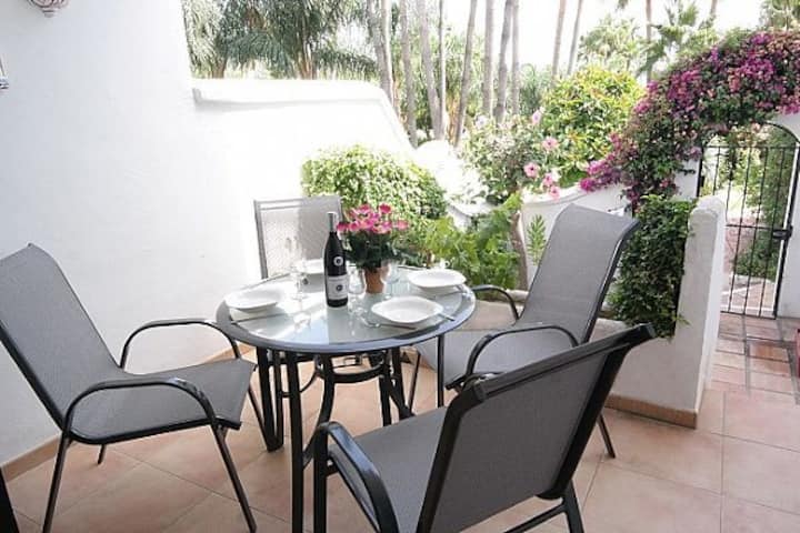 Beautiful Apartment- Oasis De Capistrano, Nerja. - Nerja