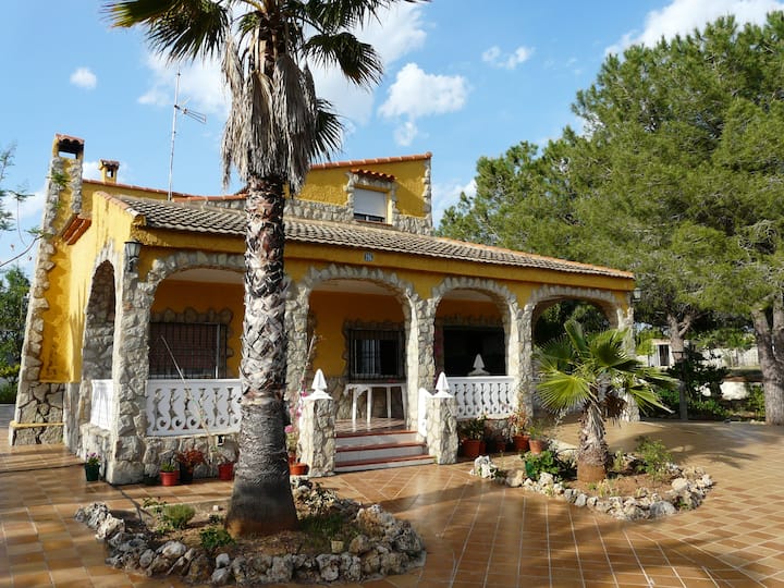 Chalet Rústico Con Piscina En Turis (Valencia) - Cheste